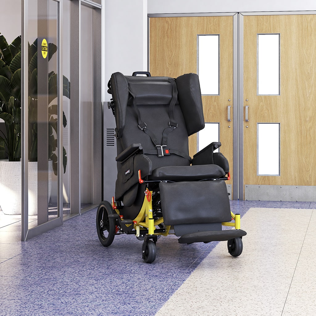 Traversa Transport Wheelchair: Safe Mobility | Broda